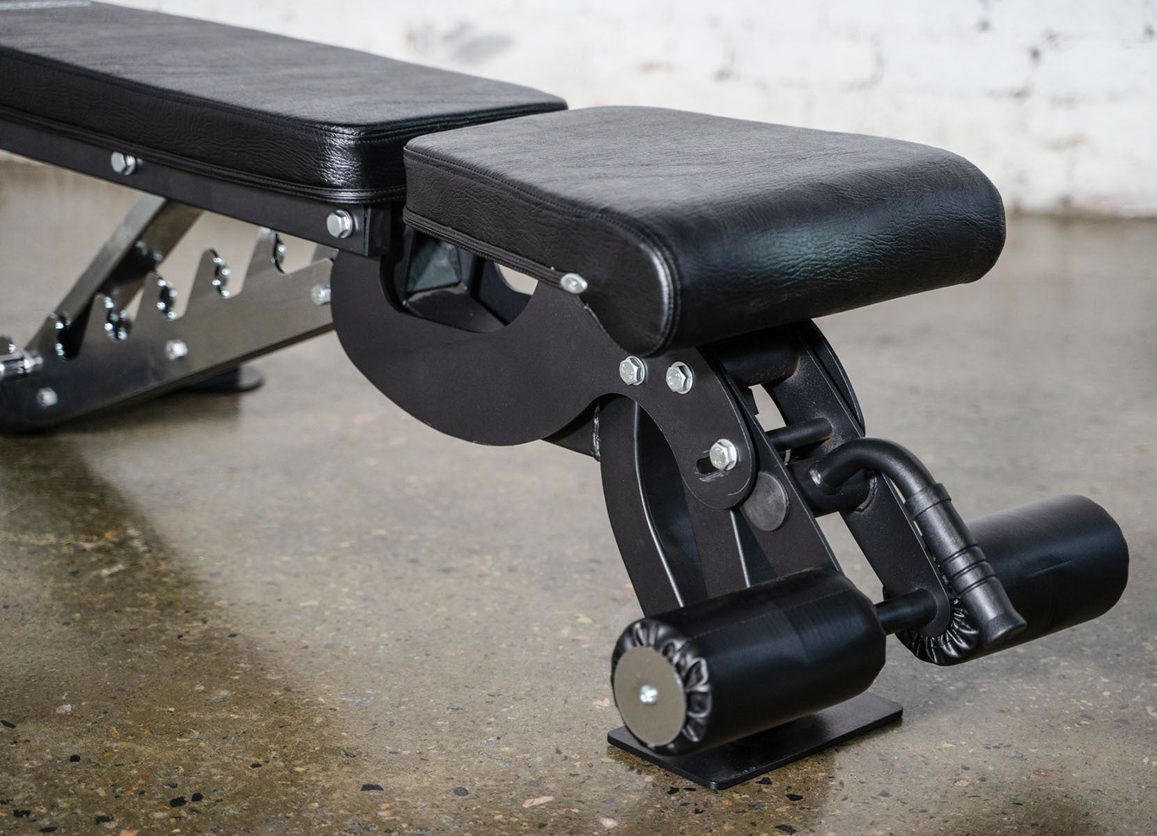 Armortech V2 HD Bench 533B – Flex Fitness Equipment New Zealand