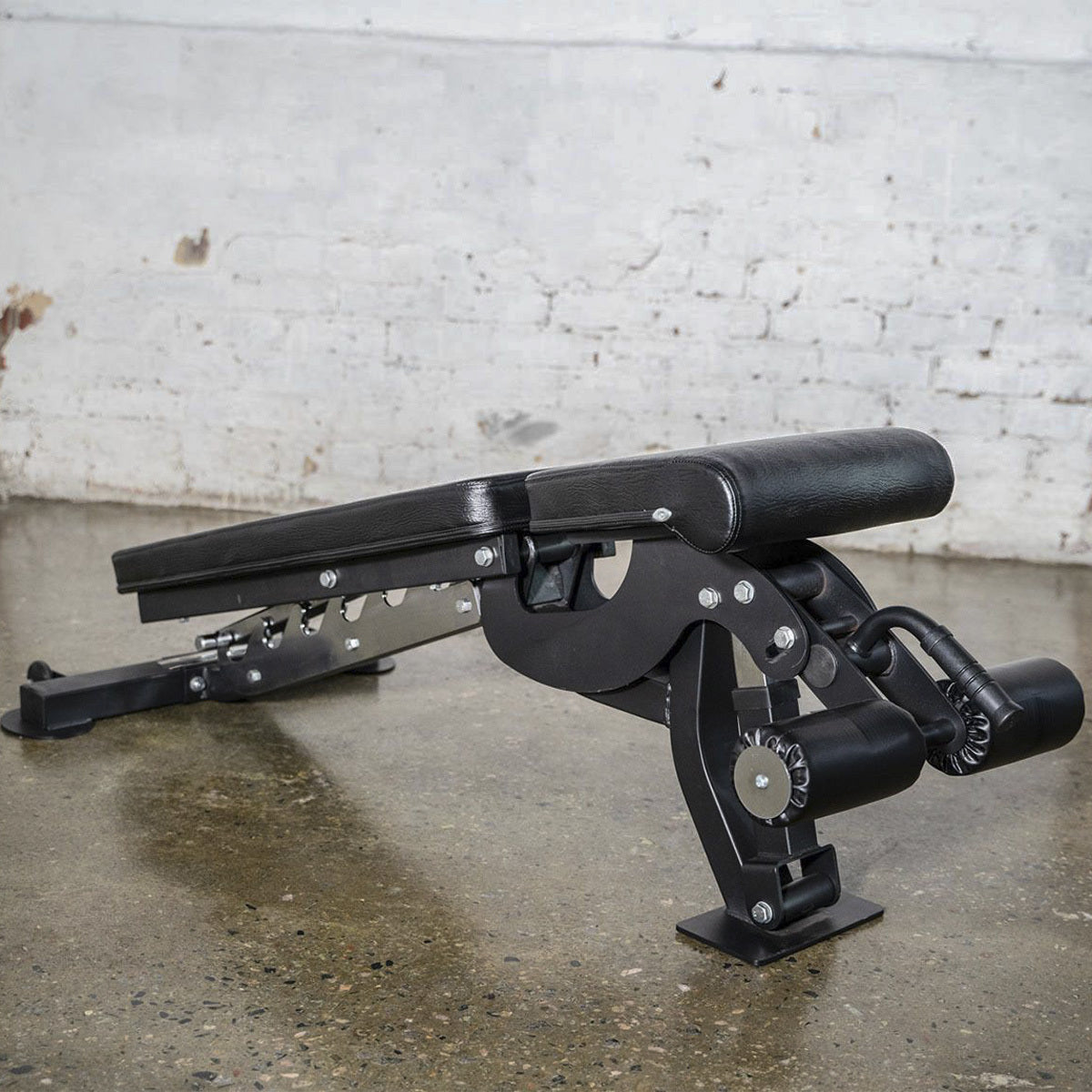 Armortech V2 HD Bench 533B – Flex Fitness Equipment New Zealand